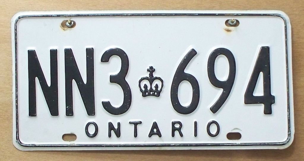 U.S. & Canadian License Plates For Sale